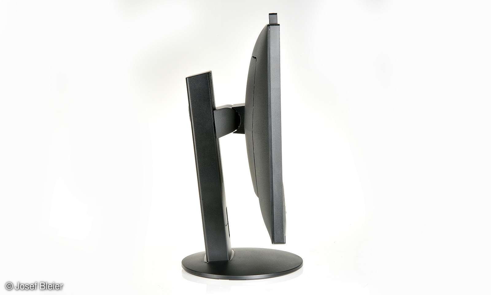 Fujitsu Display P2410 TS CAM im Test: Kompakt und vielseitig - connect ...