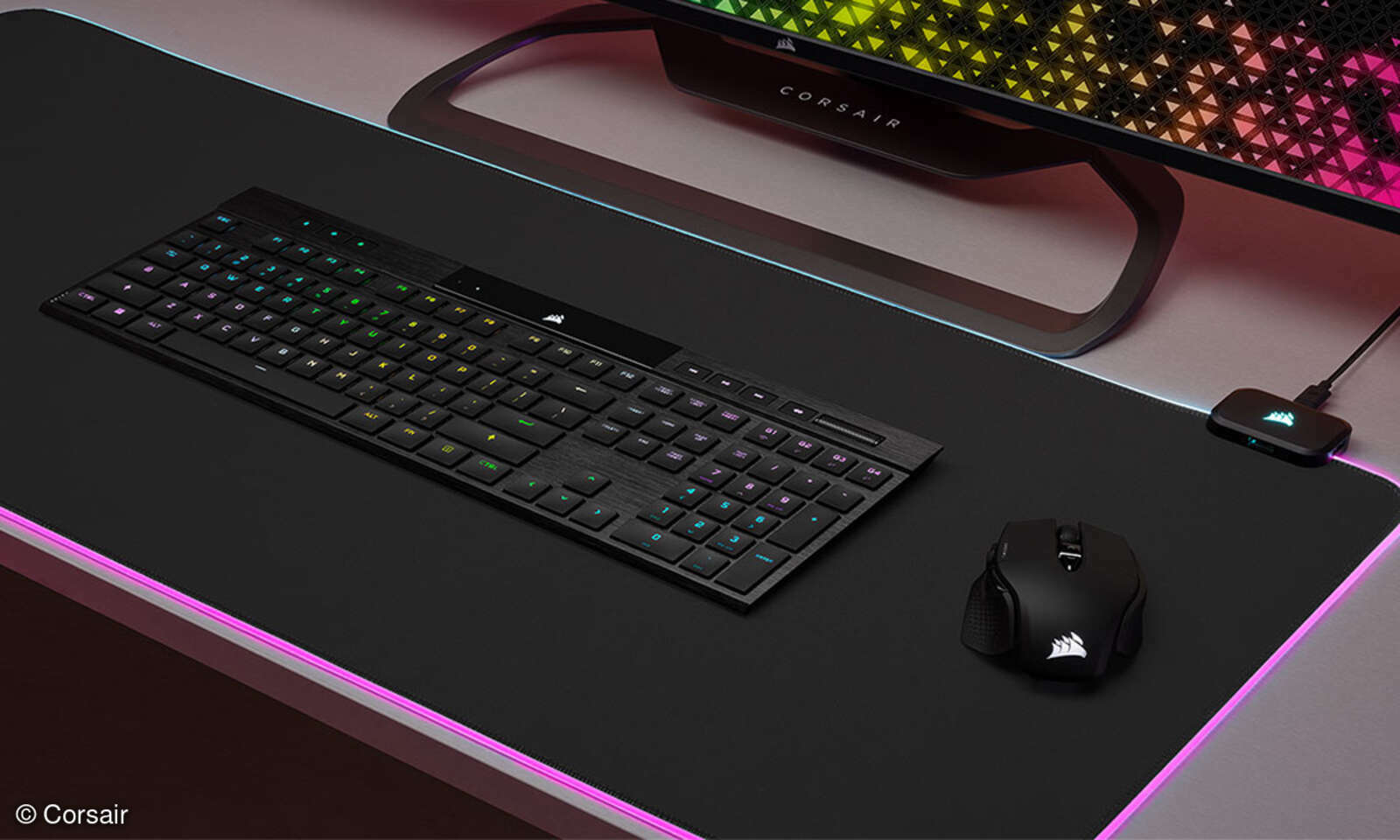 Asus ROG Azoth im Test: Custom-Tastatur mit OLED-Bildschirm - connect ...
