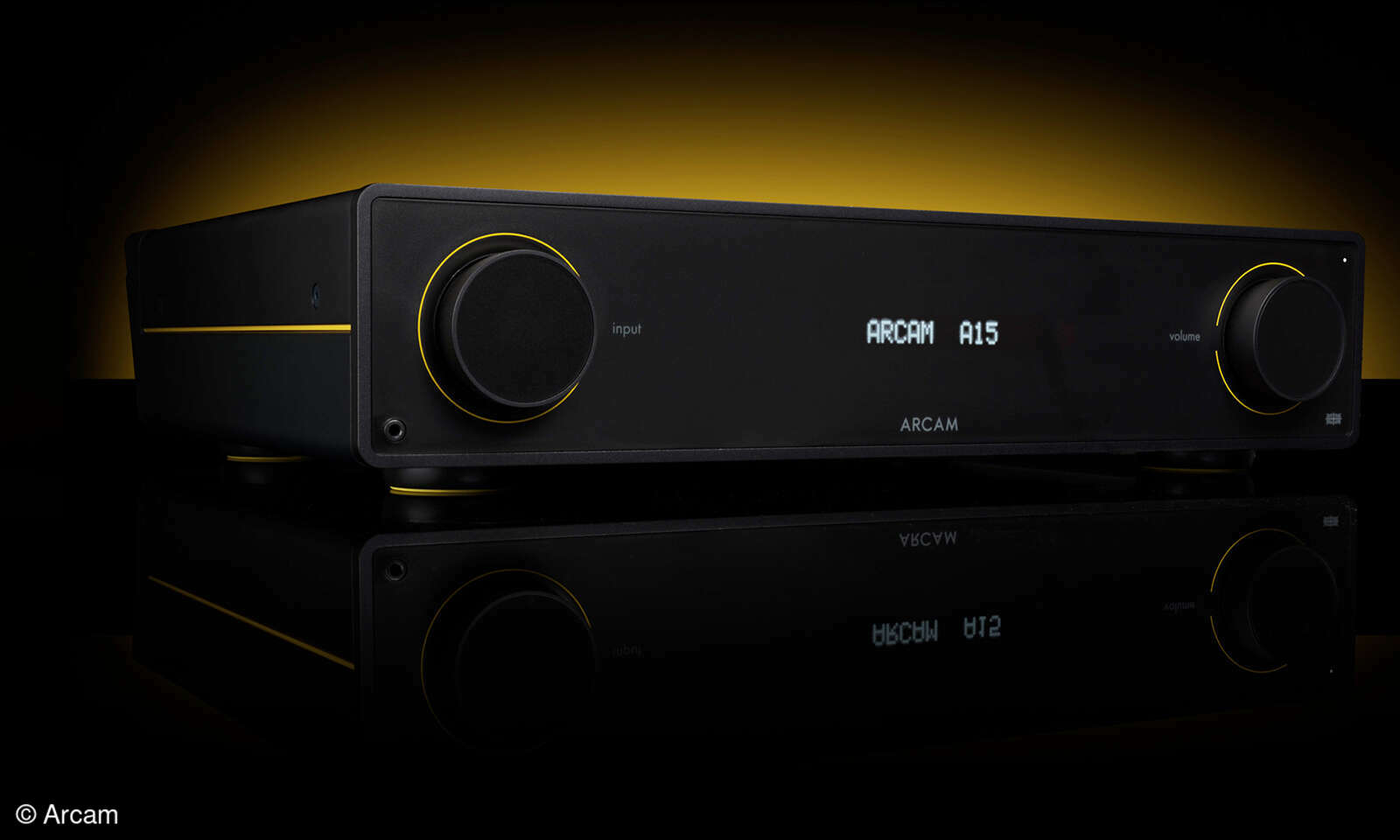 Arcam präsentiert neue Radia-Serie in elegantem Design - connect-living