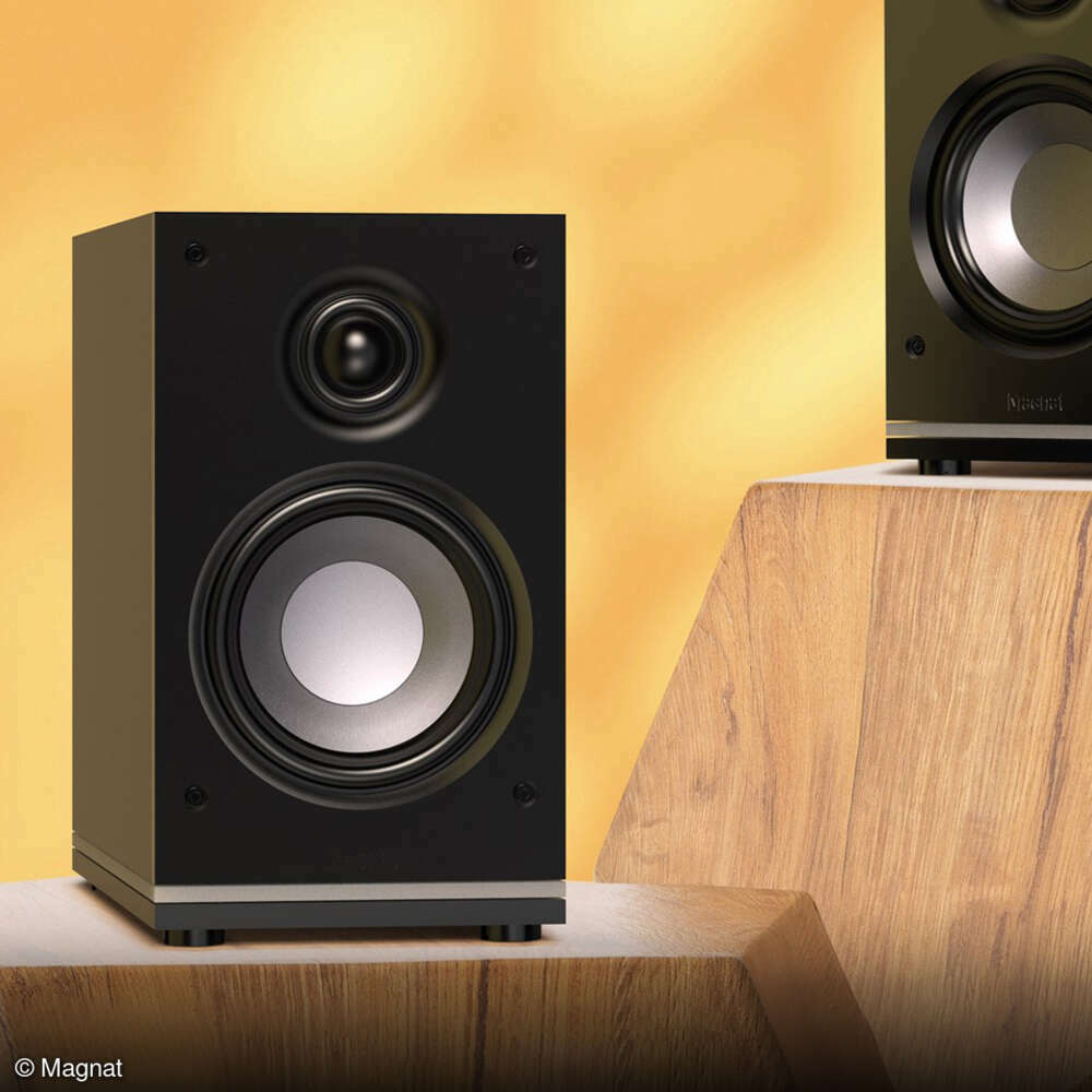 Magnat Signature 999: High-End Standbox mit 93 dB Wirkungsgrad ...