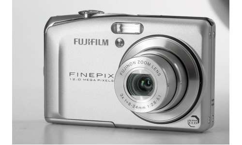 colorfoto.de Fuji Finepix F50fd - connect-living