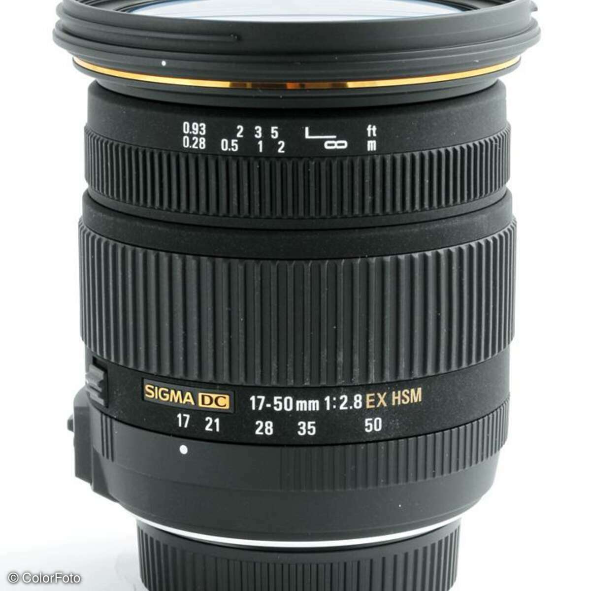 colorfoto.de Sigma 4-5,6/70-300 mm DG APO Macro an Nikon D300 - connect ...